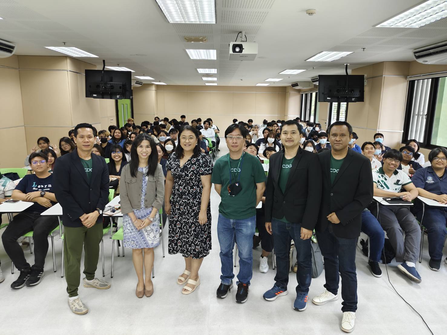 HR N&E - CDG Careers